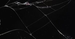 Micro-fissures : guide complet pour évaluer, réparer et maîtriser les coûts